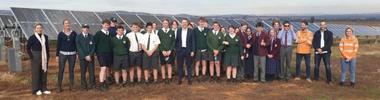Bomen Solar Farm fully operational, opens to school visit – Spark ...